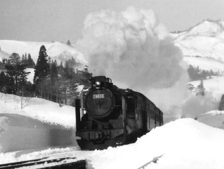 鉄道乗り歩る記・撮り歩る記 現役時代のSL（2）米坂線の9600型 - 江ノブン